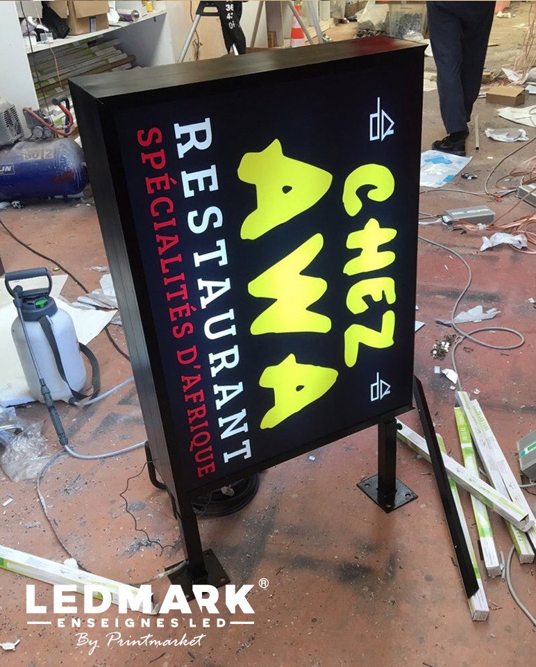 LEDMARK by PrintMarket - Création d'enseignes LED lumineuses à Paris