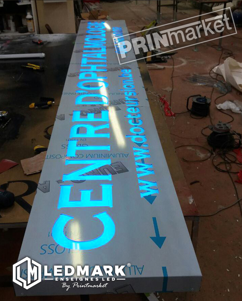 LEDMARK by PrintMarket - Création d'enseignes LED lumineuses à Paris