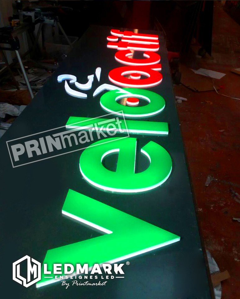 LEDMARK by PrintMarket - Création d'enseignes LED lumineuses à Paris